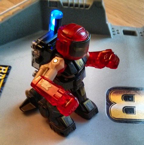 Produkttest: BattroBorg Arena von Tomy