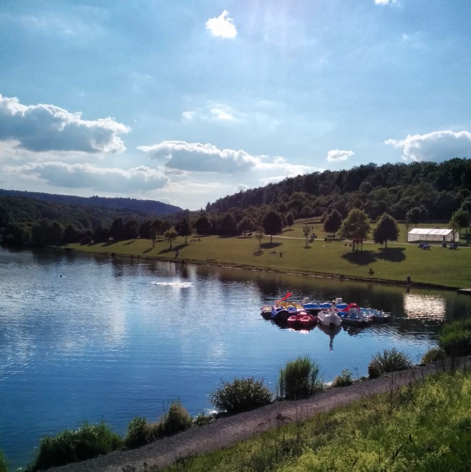 Das Naturparkzentrum Stromberg-Heuchelberg am Badeesee Ehmetsklinge und ...